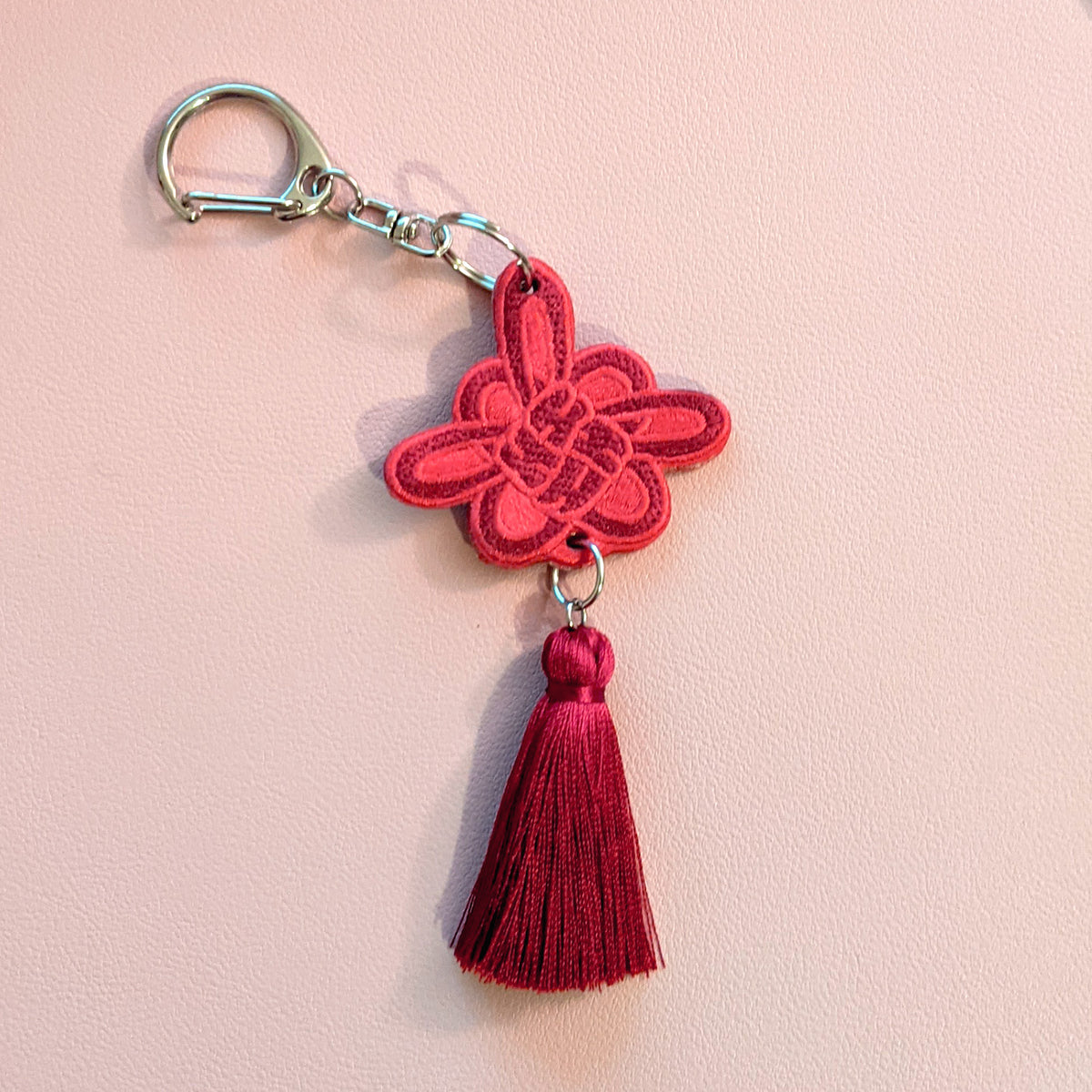 Omamori Knot Keychain – SpookyZap